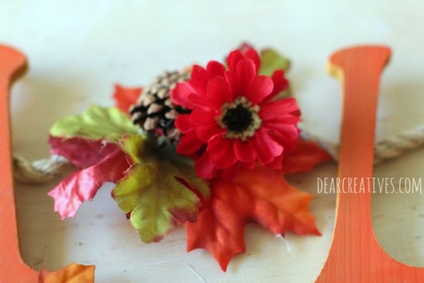 DIY Fall Banner With Wood Letters - DearCreatives.com