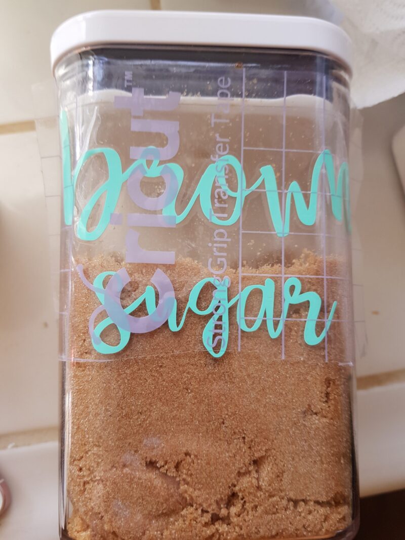 DIY Pantry Labels - Cricut Vinyl Pantry Labels Dear Creatives