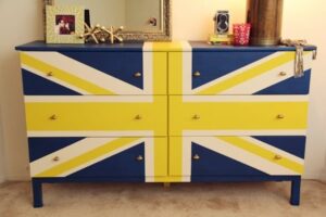 DIY Dresser Makeovers - 25+ Ideas To Inspire You! Dear Creatives